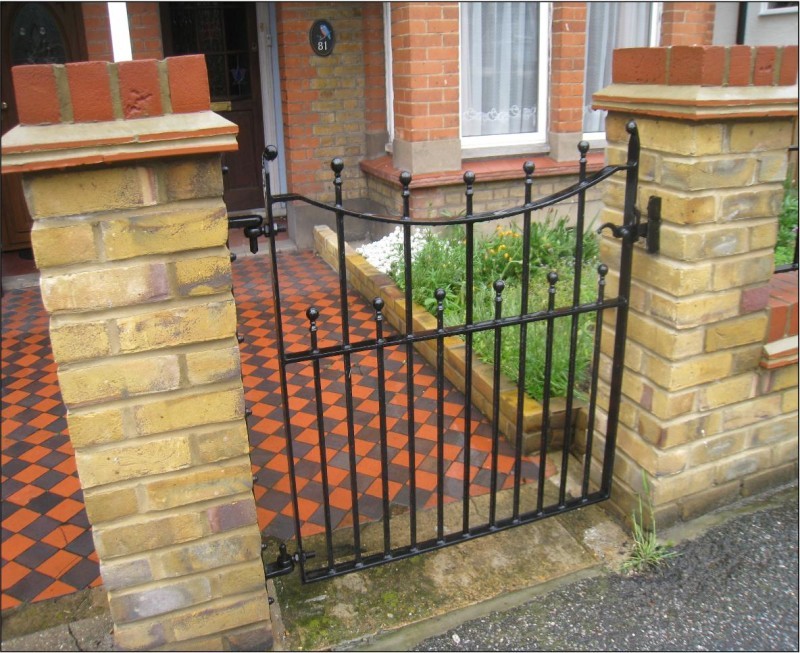 Side Path Gates