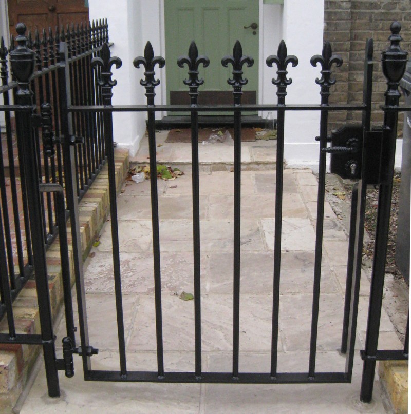 Side Path Gates